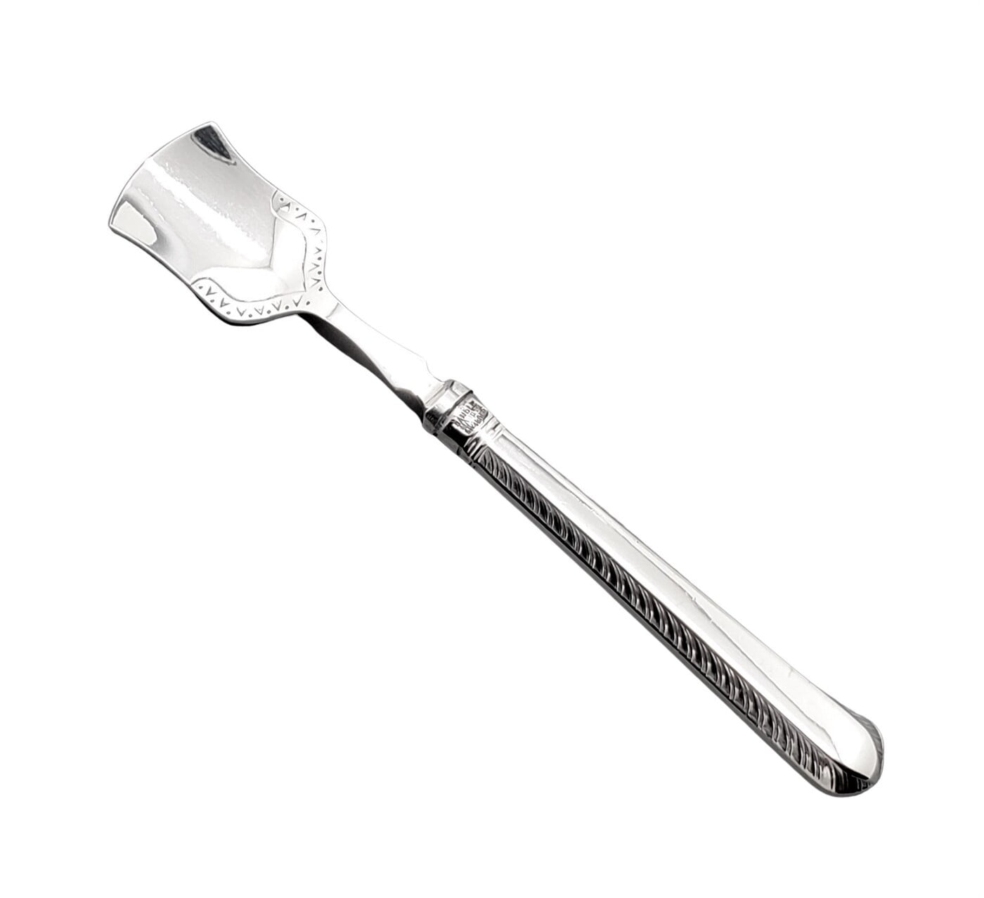 Gadroon Border 6" Scoop English Silver Plate. SKU #: C2501.